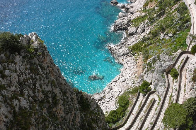 Capri and Blue Grotto Small Group tour - Possible Drawbacks
