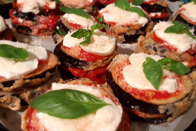 Choose three recipes to cook from all the traditional cuisine - The Price and Its Value