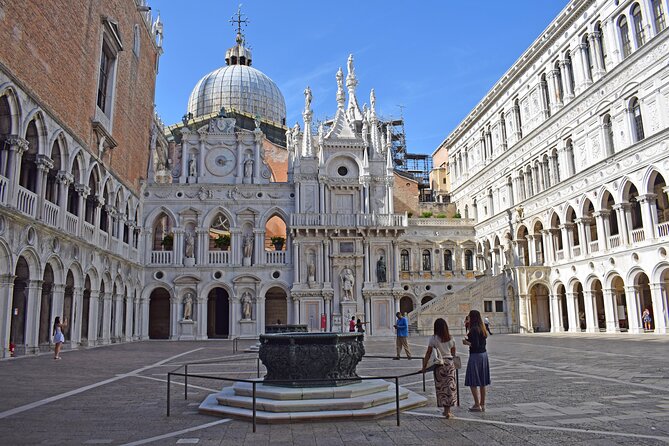 Doge Palace and Saint Mark's Basilica Guided Tour Fast Entry - Who Should Consider This Experience?