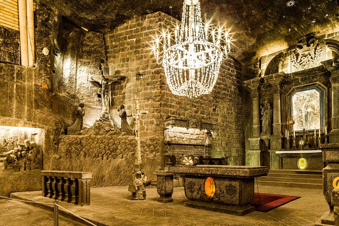 Guided tour to Salt Mine & Schindler Factory with Pick-Up Options - FAQ
