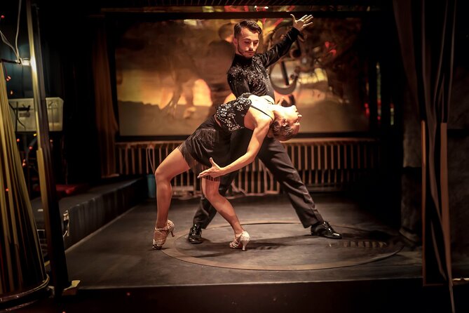 Half Day Sunset Luxury Yacht Dinner Cruise Tour in Istanbul - Is It Worth the Price?