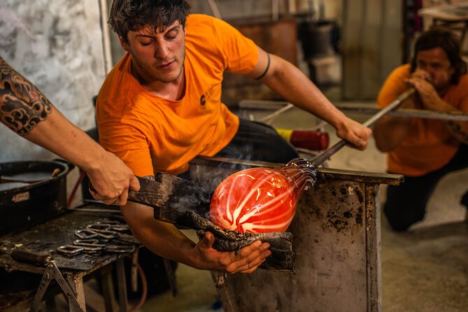In-depth guided tour in a real Murano Glass Factory - Authenticity Meets Innovation
