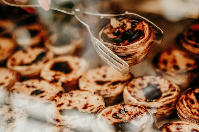 Lisbon Food and Wine Tasting Tour in HIDDEN GEMS (Small Groups) - Who Will Love This Tour?