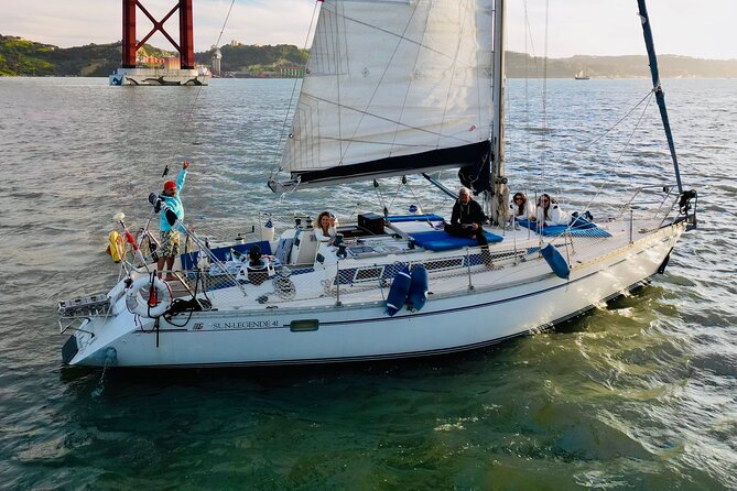 Lisbon Sailing Yatch Party Rentals (4:30 H) with Host, F & D - What We Loved and Considered