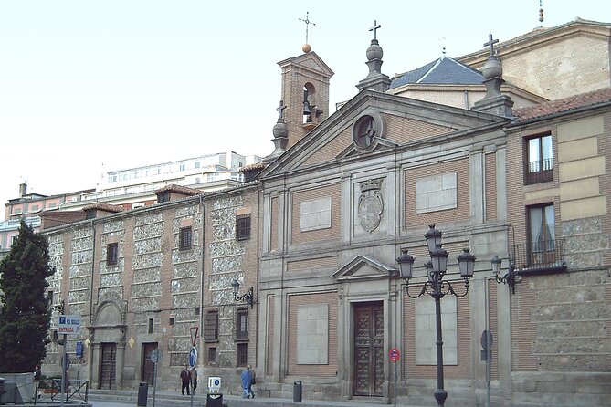 Monastery Royal Barefoot Visit with entrance without waiting for queues - Final Thoughts: Who Will Love This Tour?