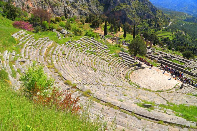 Private 2Days Trip to Delphi, Arachova Hosios Loukas & Thermopylae Tour - Who Is This Tour Best For?