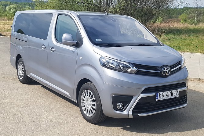 Private door-to-door transfer from Krakow to Prague - Who Would Love This Service?