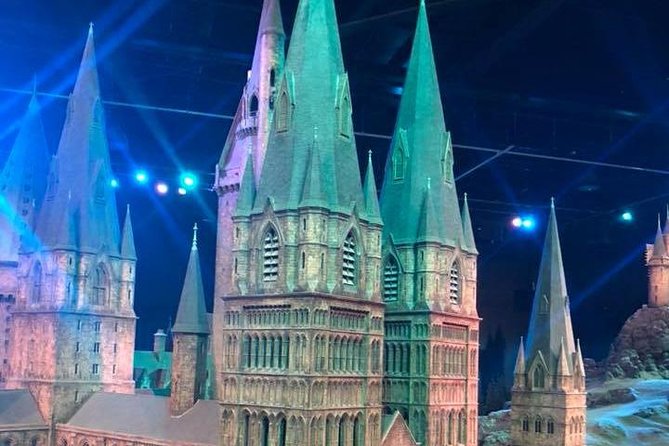 Private Transfers between London & Harry Potter Warner Studio - What the Reviews Say