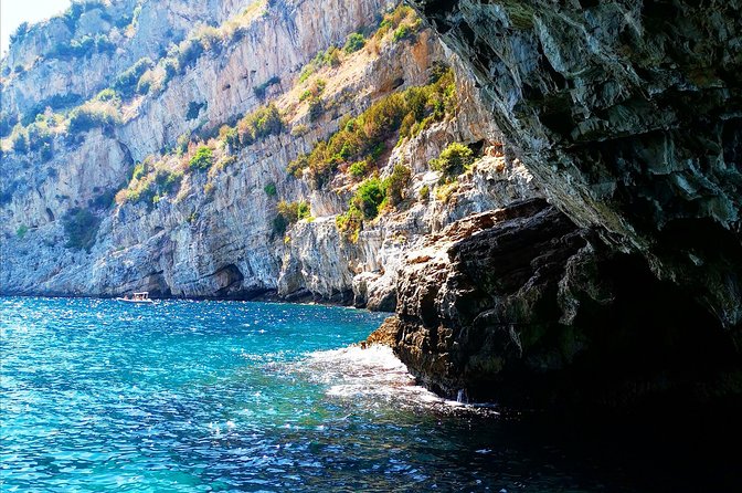 Small group boat tour to Capri with aperitif - The Authenticity and Value of This Tour