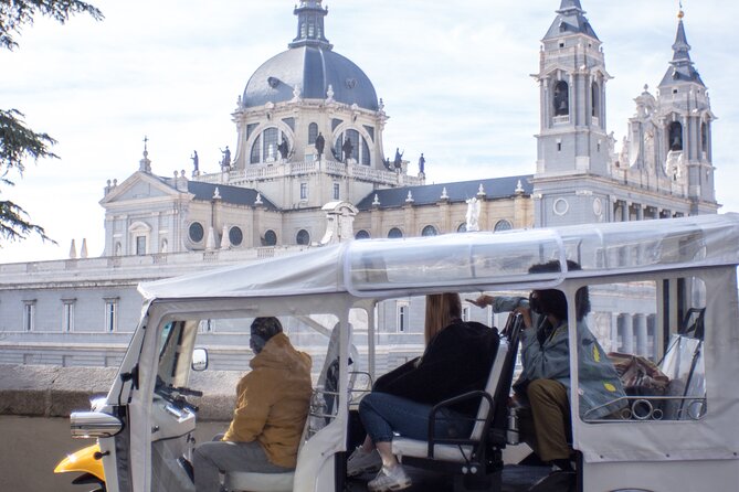 Tour of Historic and Modern Madrid with a guide in a yellow tuk tuk - FAQ