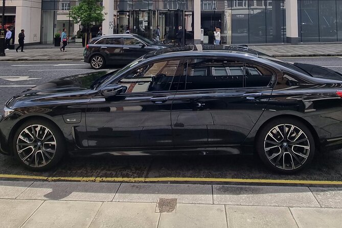 Transfer from Heathrow Airport to London hotel on private car - Who Should Consider This Transfer?