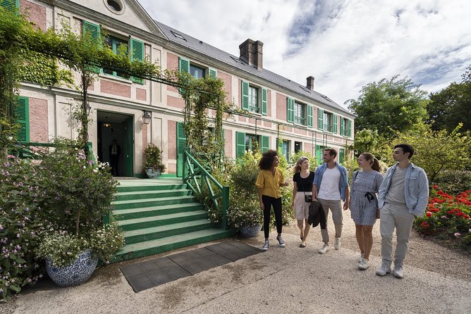 Versailles Palace and Giverny Monet House Guided Visit with Lunch - FAQ