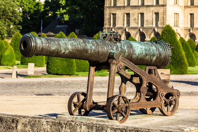 World War II in Paris Private Tour with Les Invalides Museum - In Summary