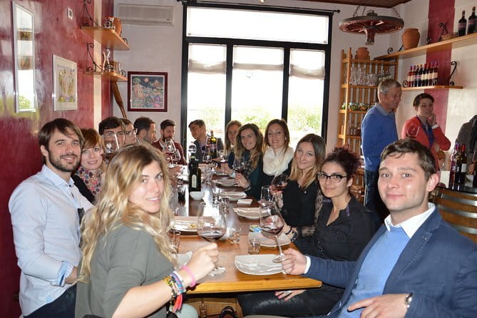 Authentic Culinary Experience in a Tuscan Family Estate - Who Should Consider This Tour?