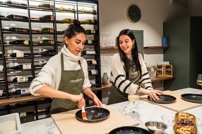 Authentic Roman Pizza, Suppli & Gelato Workshop with Italian Wine - What the Reviews Tell Us