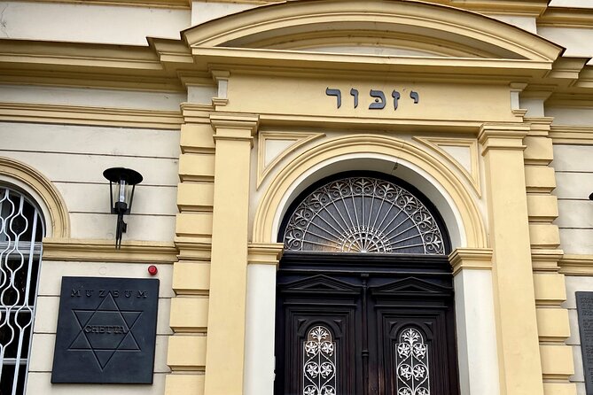 Batel Tours: In-depth Terezin semi-private tour & hotel pick up - Why This Tour Is a Great Choice