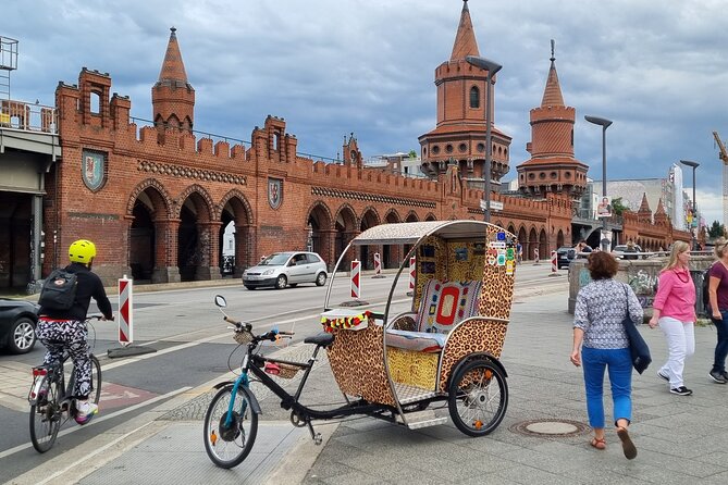 Berlin Rickshaw Tours Historical & Photo City Tour 120min - Sightseeing - Who Will Love This Tour?