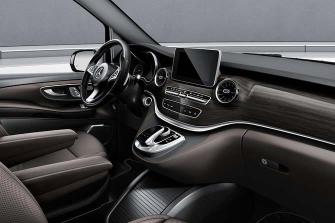 Best Private Airports Transfers - Luxury Minivan Service - Frequently Asked Questions