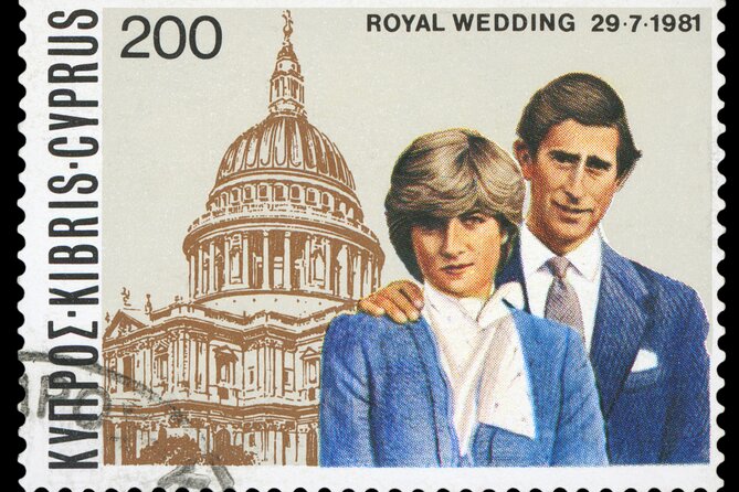 Buckingham Palace, Changing of the Guard & Thames Boat Ride - FAQs