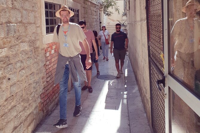 Chill Private Walking Tour of Diocletian's Palace - Wandering Papalieva Ulica: The Living Heart of Split