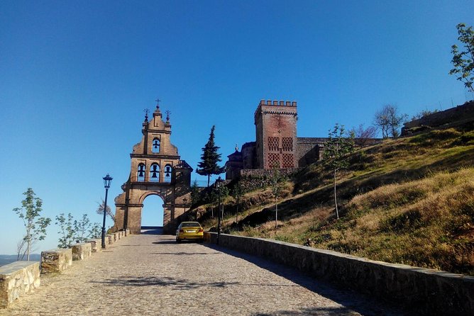 Day Trip from Sevilla to Aracena and la Gruta de las Maravillas - FAQ