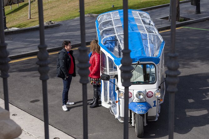 Eco Friendly Tuk Tuk Experience with the Local in Madrid - FAQ