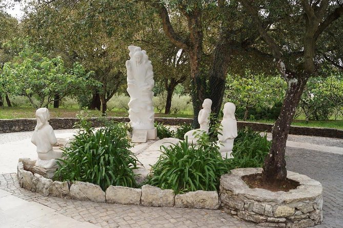 Fátima Hd and the 3 little shepherds house - FAQ