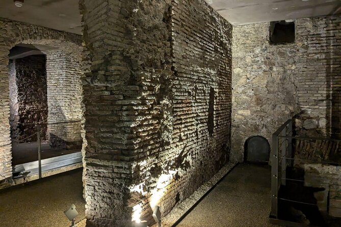 Navona Square and École Française Underground ticket - FAQs