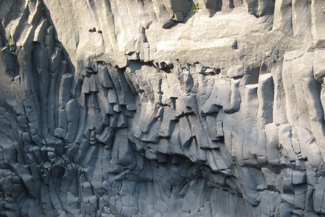 Old Sicily discovery and Etna wine tasting tour from Taormina - FAQs