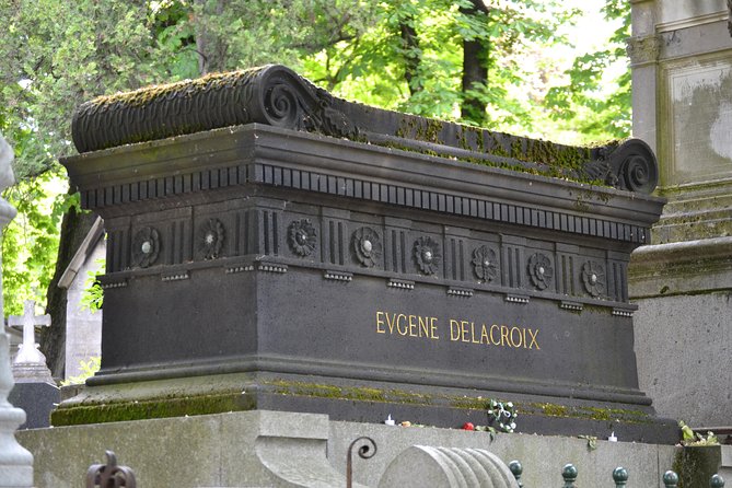 Pere Lachaise Cemetery Walking Tour in Paris - Who Is This Tour Best For?