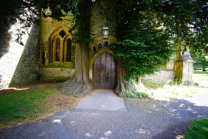 Private Day Tour to Oxford and The Cotswolds - FAQ