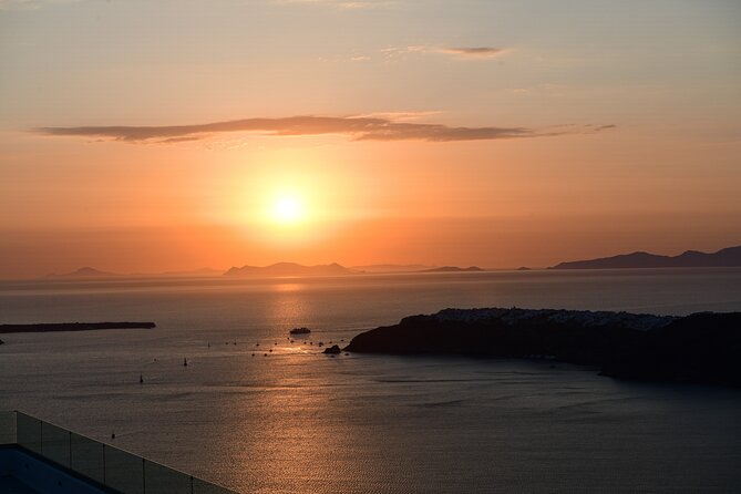 Private Romantic Sunset Dinner with Caldera views in Santorini - Practical Considerations