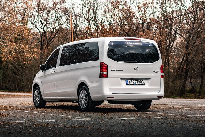 Santorini Taxi / Transfer Service From or To Airport - Who Should Consider This Service?