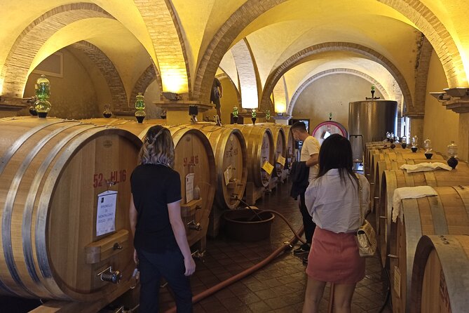 Val d'Orcia Brunello Wine Tour with Montalcino and Montepulciano - FAQ