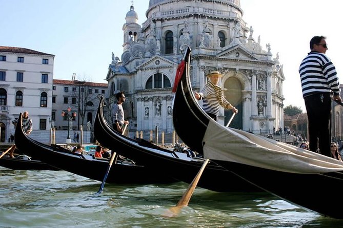 Venice: Private Serenade Gondola Tour - 30 minutes - FAQ