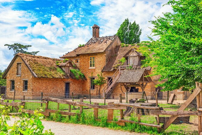 Versailles Guided Tour and Priority Access with Hotel* Pickup - Who Should Consider This Tour?