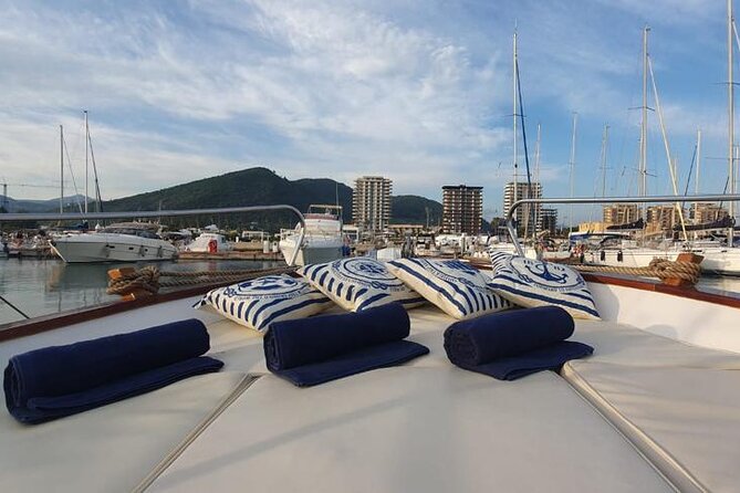 Amalfi coast or Capri private boat tour - The Sum Up