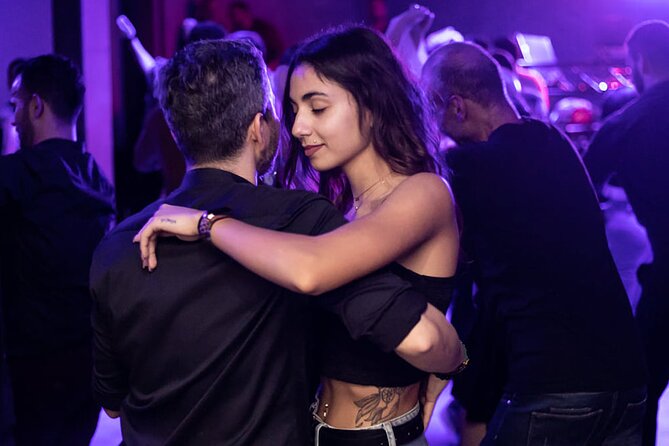 Athens Salsa Lovers dancing experience - FAQ Section
