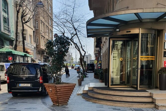 Istanbul Airport Private Transfer Services - Biivip Vip Transfer - FAQs