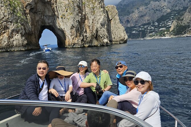 Private Boat Tour from Sorrento to Isle of Capri - FAQ