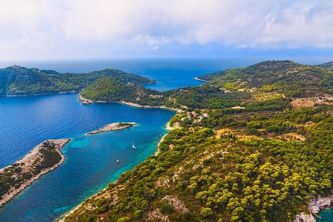 8 -day Private Villa and yacht cruise combo Croatia Tour - An In-Depth Look at the 8-day Private Villa and Yacht Cruise in Croatia