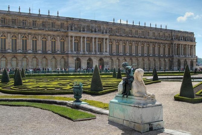 Versailles Guided Tour and Priority Access with Hotel* Pickup - FAQ
