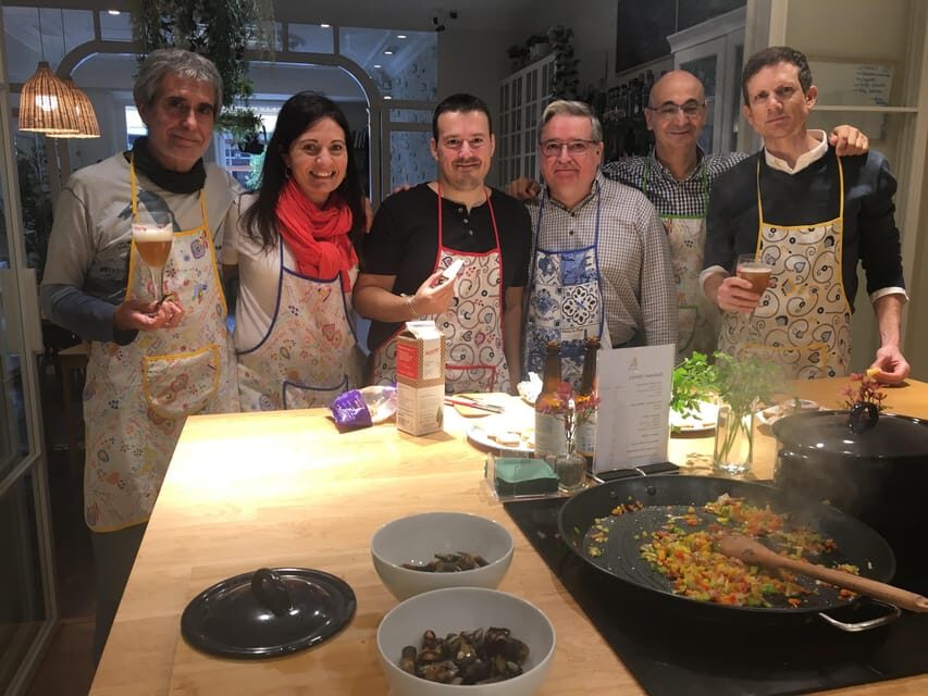 A Coruña: Local Market Shopping and Cooking Workshop