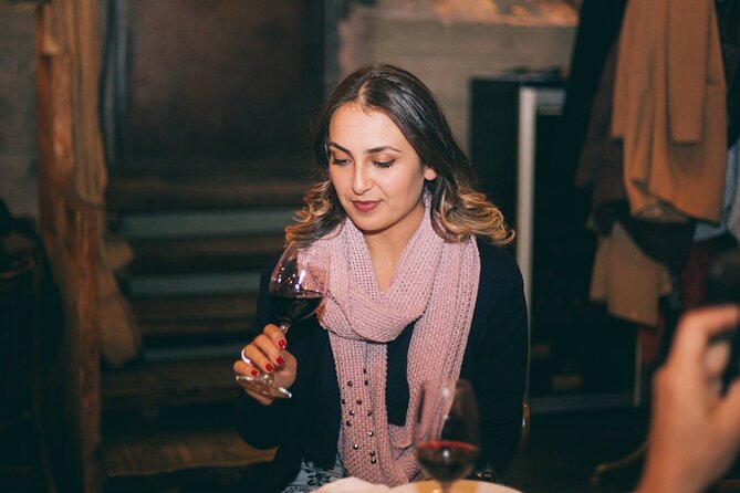 A Walking WINE TOUR in Naples - Key Points