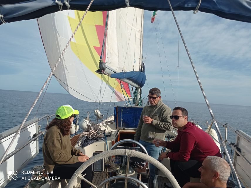 Aci Trezza: 3-Hour Coastal Boat Tour with Drinks and Snacks