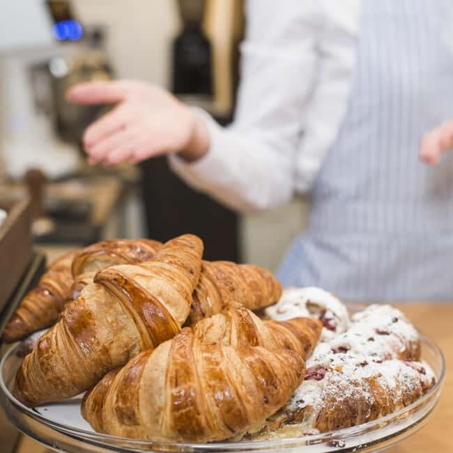 Aix-en-Provence: Croissant Baking Class