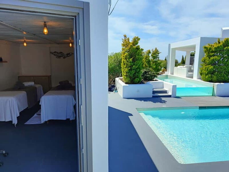 Akrotiri: Spa Break Pool Day Access for Friends