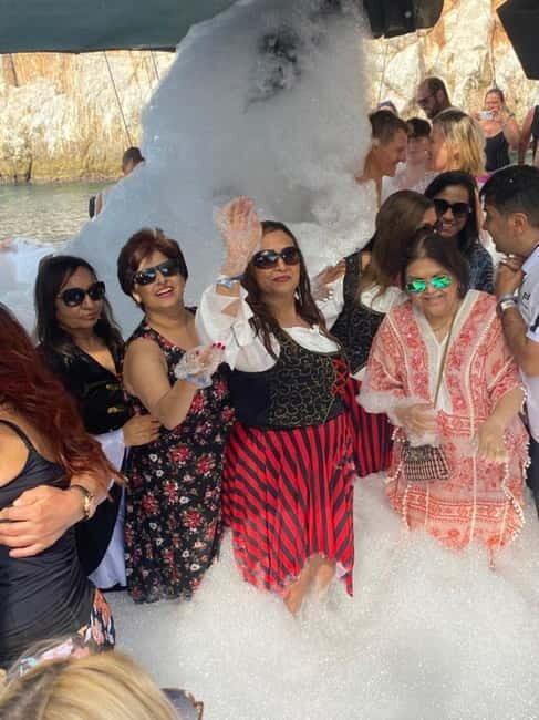 Alanya Pirate Cruise: Dolphins, Views & Soft Drinks