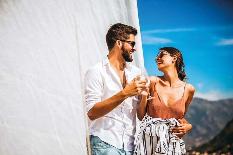 Albufeira: Algarve Sunset Sailing Experience