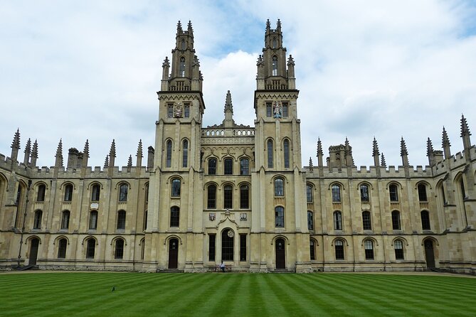 All Inclusive Full Day Private Tour in Oxford and Cotswold - Exploring the All-Inclusive Full Day Private Tour in Oxford and the Cotswolds